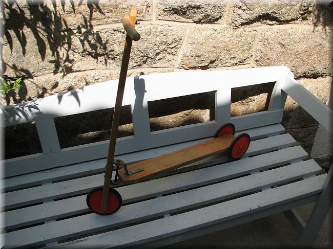 Ein alter Holzroller aus dem erzgebirge www.eichwaelder.de